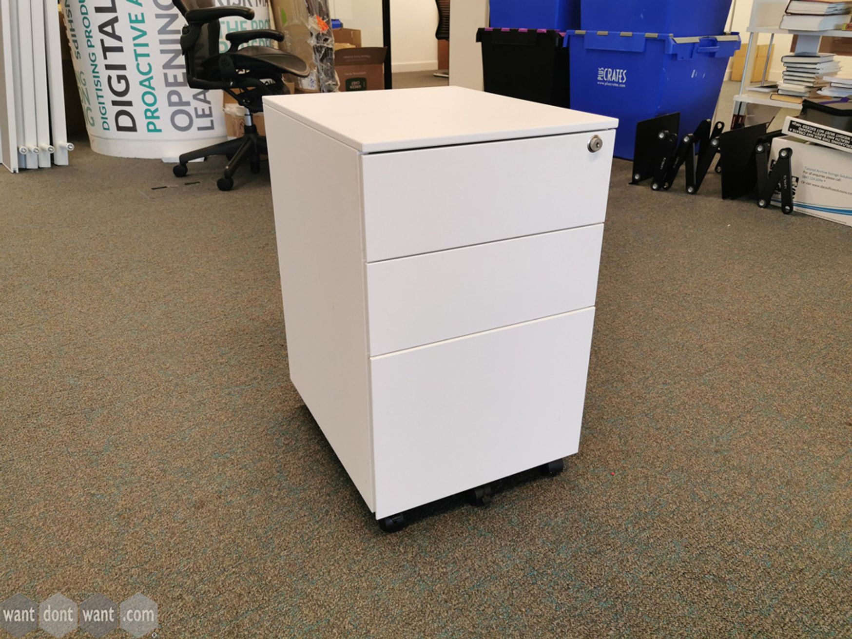 Second hand pedestals store