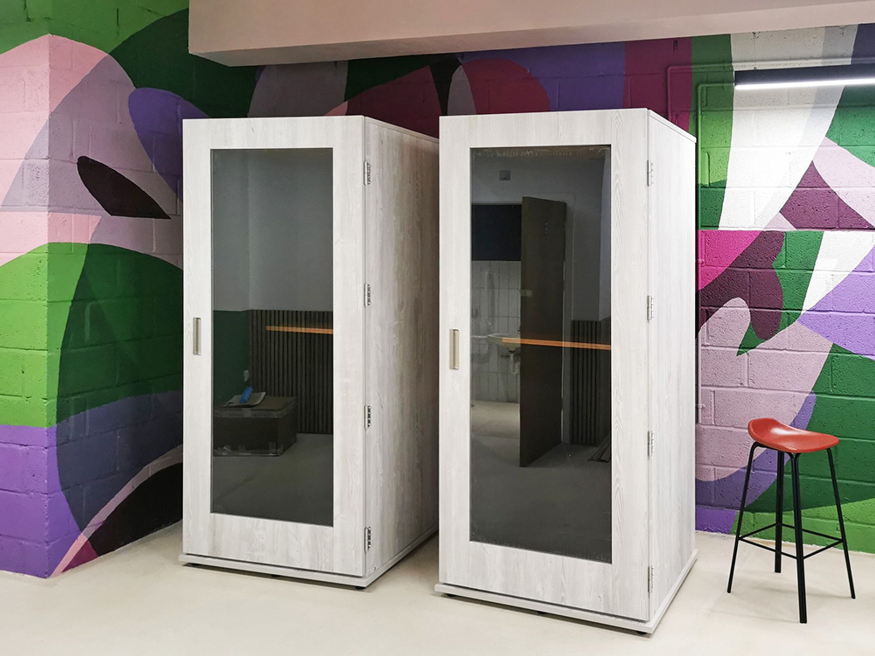Want Dont Want.Com: New Office Furniture | Acoustic Pods & Phone Booths ...