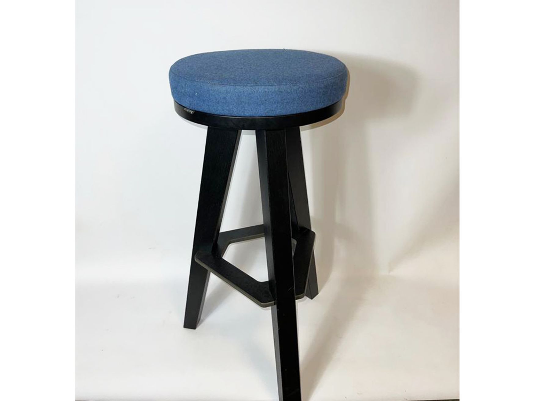 Want Dont Want.Com: Second Hand Office Furniture - Used Office ...